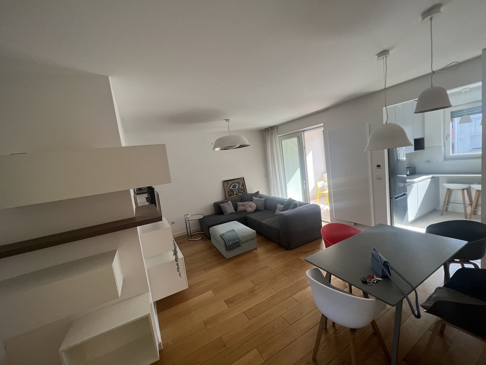 Grada Mainza ; lijep stan sa garažom, VMD gradnja (iznajmljivanje)