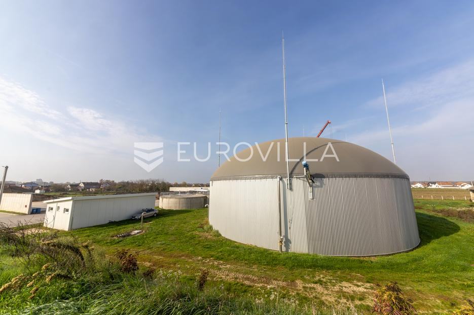 Gunja, postrojenje (elektrana) na bioplin + upravna zgrada (34915 m2 ...