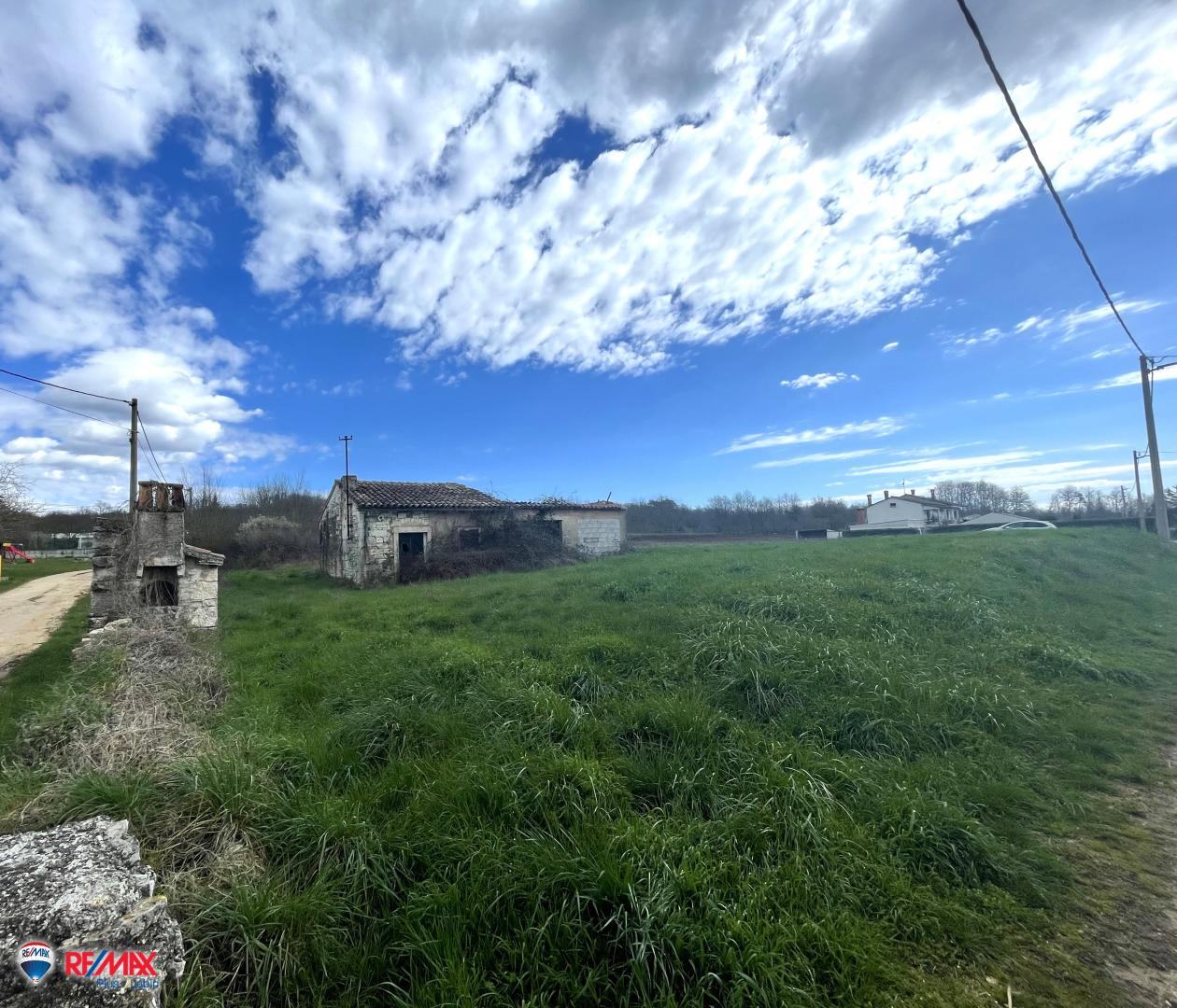ISTRA, BARBAN, GRAĐEVINSKO ZEMLJIŠTE 3.160 M2
