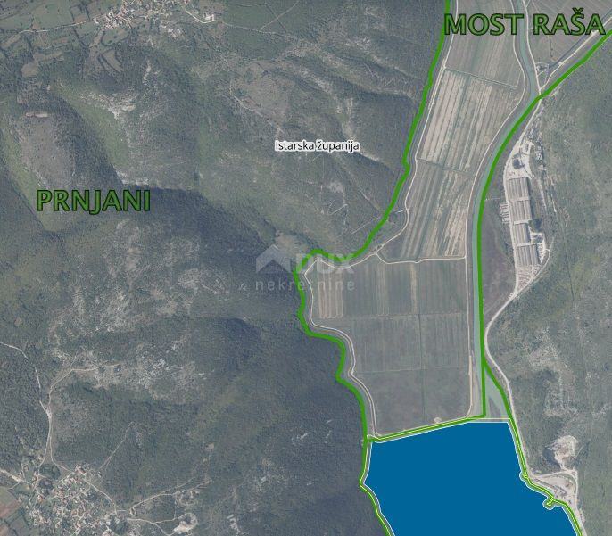 ISTRA, BARBAN Građevinsko zemljište prvi red do mora