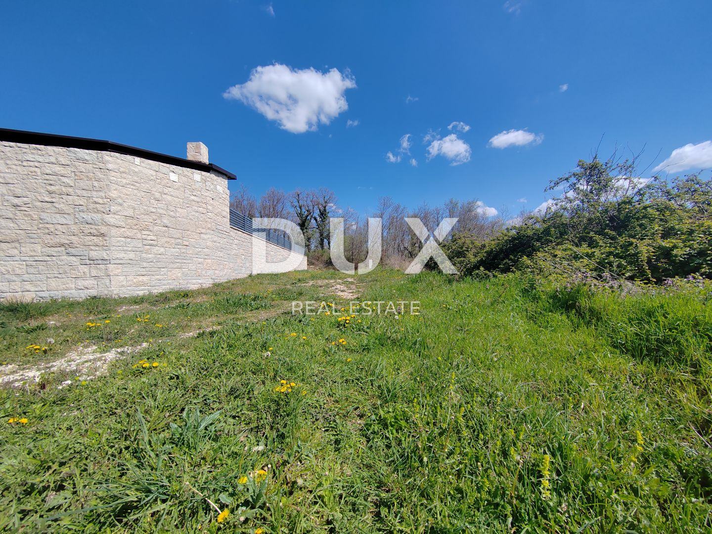 ISTRA, KRINGA - Zemljište + projekt