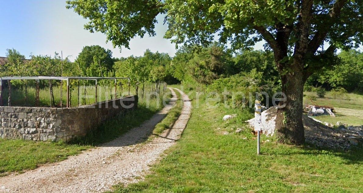 Istra, Poreč - Baderna, Prodaja mješovitog građevinskog zemljišta, 171