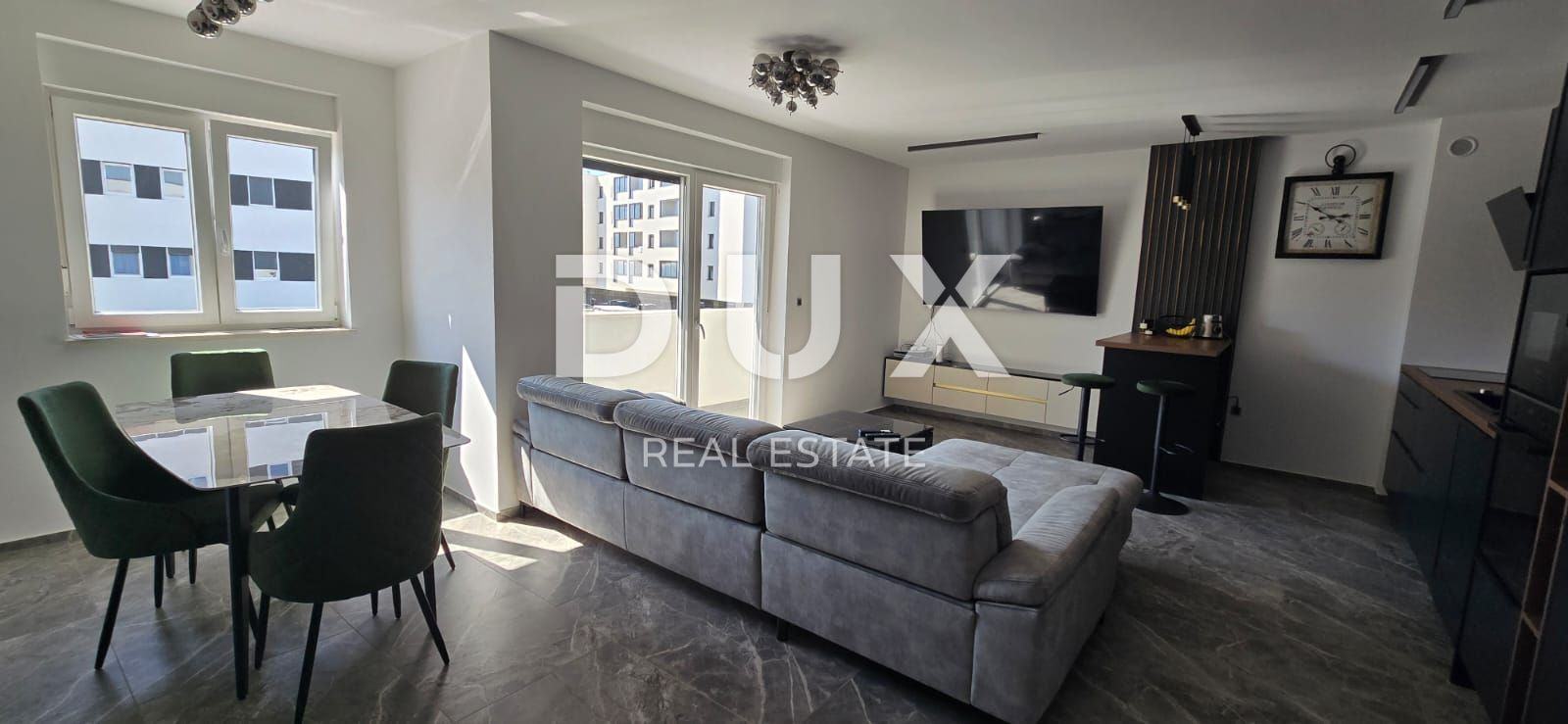 ISTRA, PULA Moderan stan u novogradnji! (prodaja)