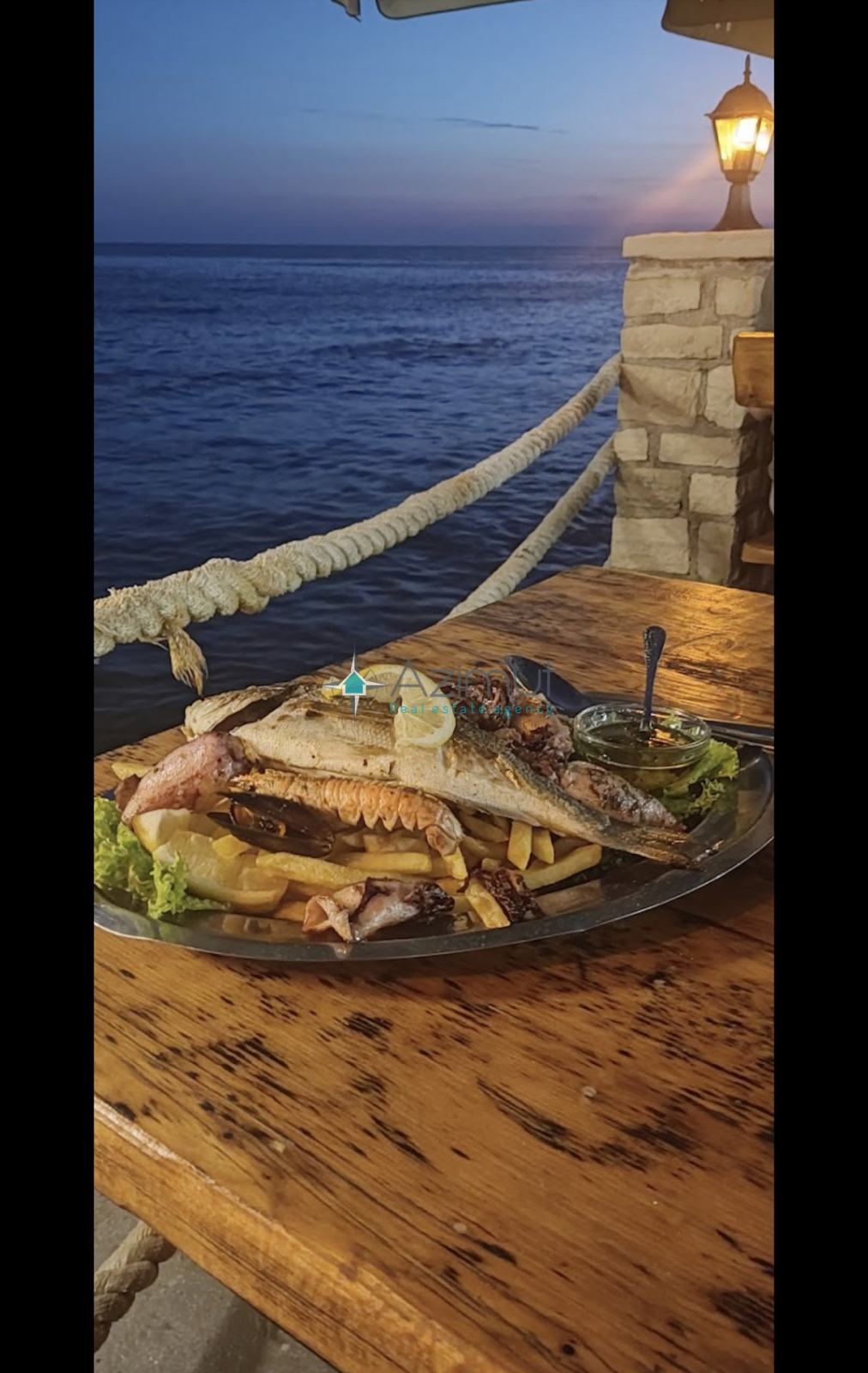 Istra , Umag , stari grad , restoran 156m2 , 80 sjedecih mjesta (prodaja)