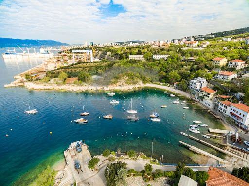 KOSTRENA, ETAŽA KUĆE 169.000 EUR/KN! (prodaja)