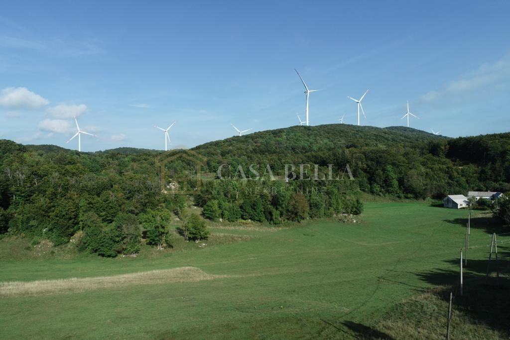 Krivi Put, Veljun Primorski, Građevinsko zemljište s dozvolom i projek