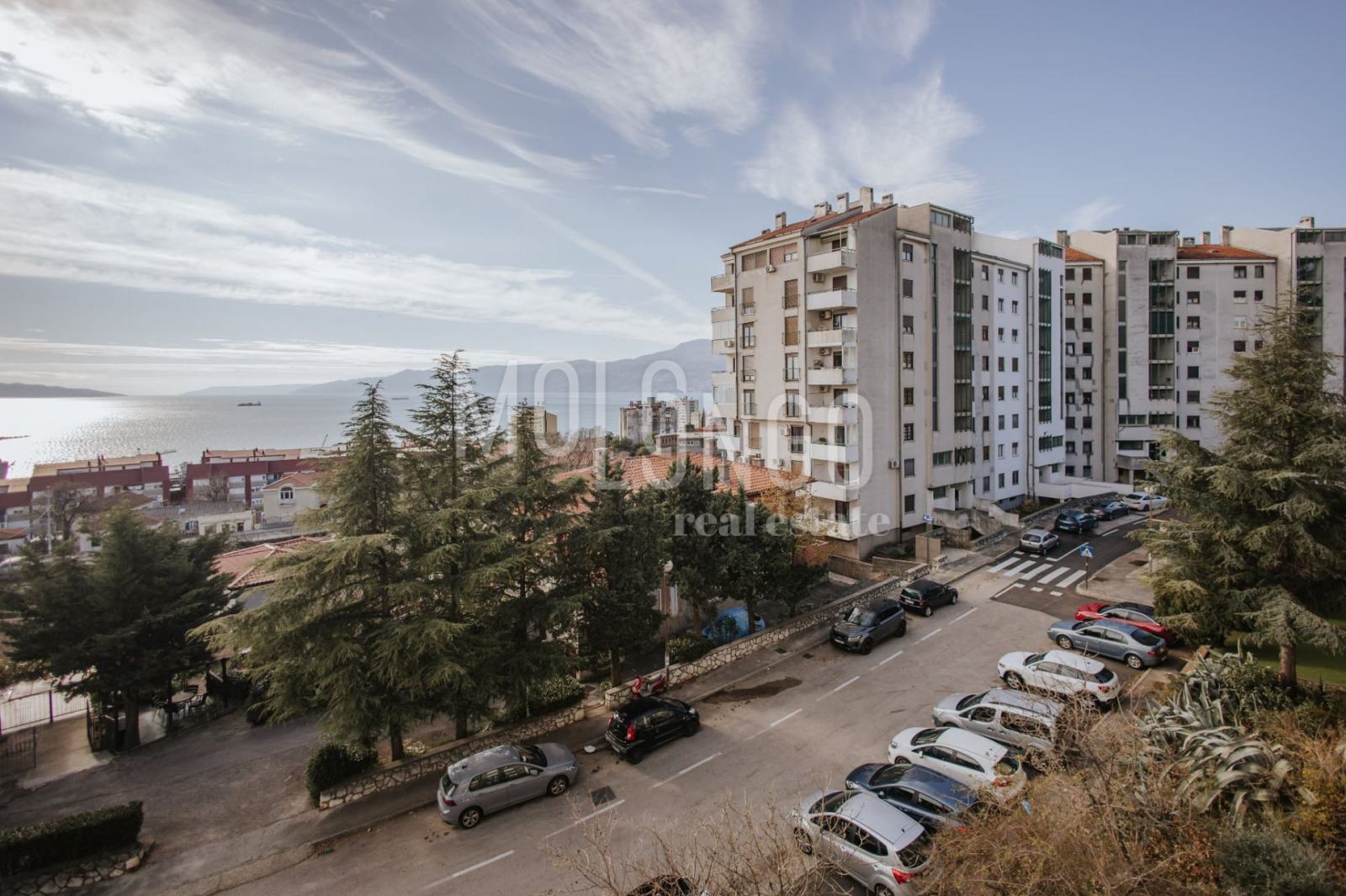 KRNJEVO, 2s+db s pogledom na more (iznajmljivanje)