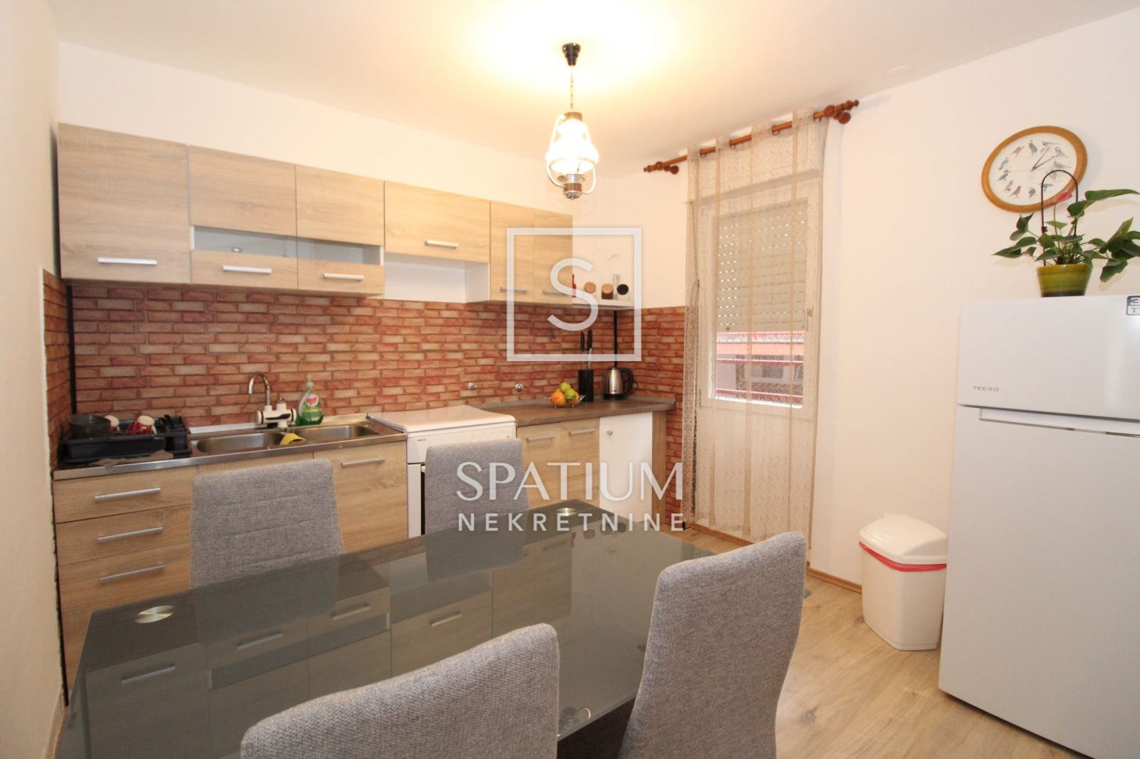 KRNJEVO, OBITELJSKI STAN 2S+DB (prodaja)