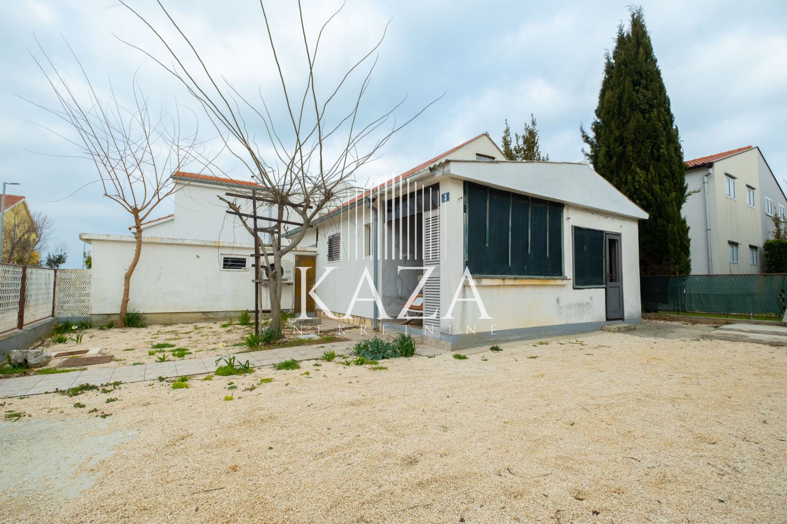 KUĆA 2. RED DO MORA, ZADAR, NIN, 81 m2, GARAŽA, OKUĆNICA 148 m2 (prodaja)