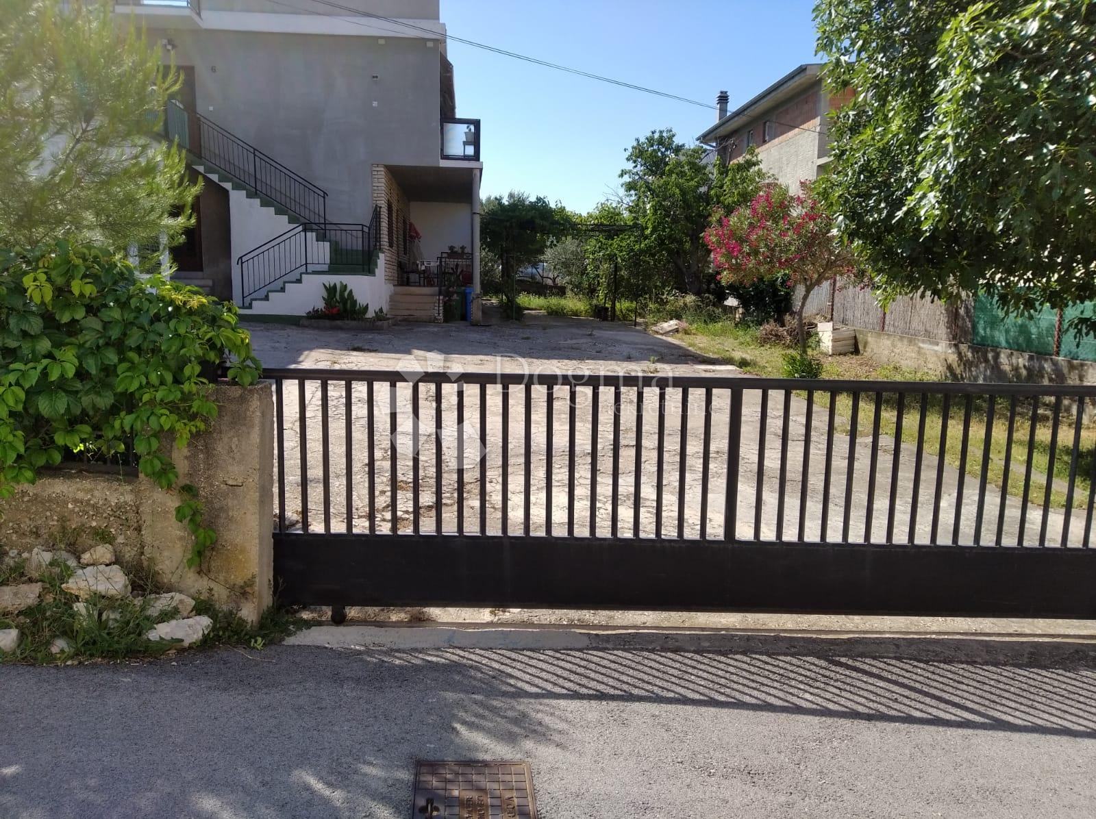 Kuća u Brodarici (prodaja)