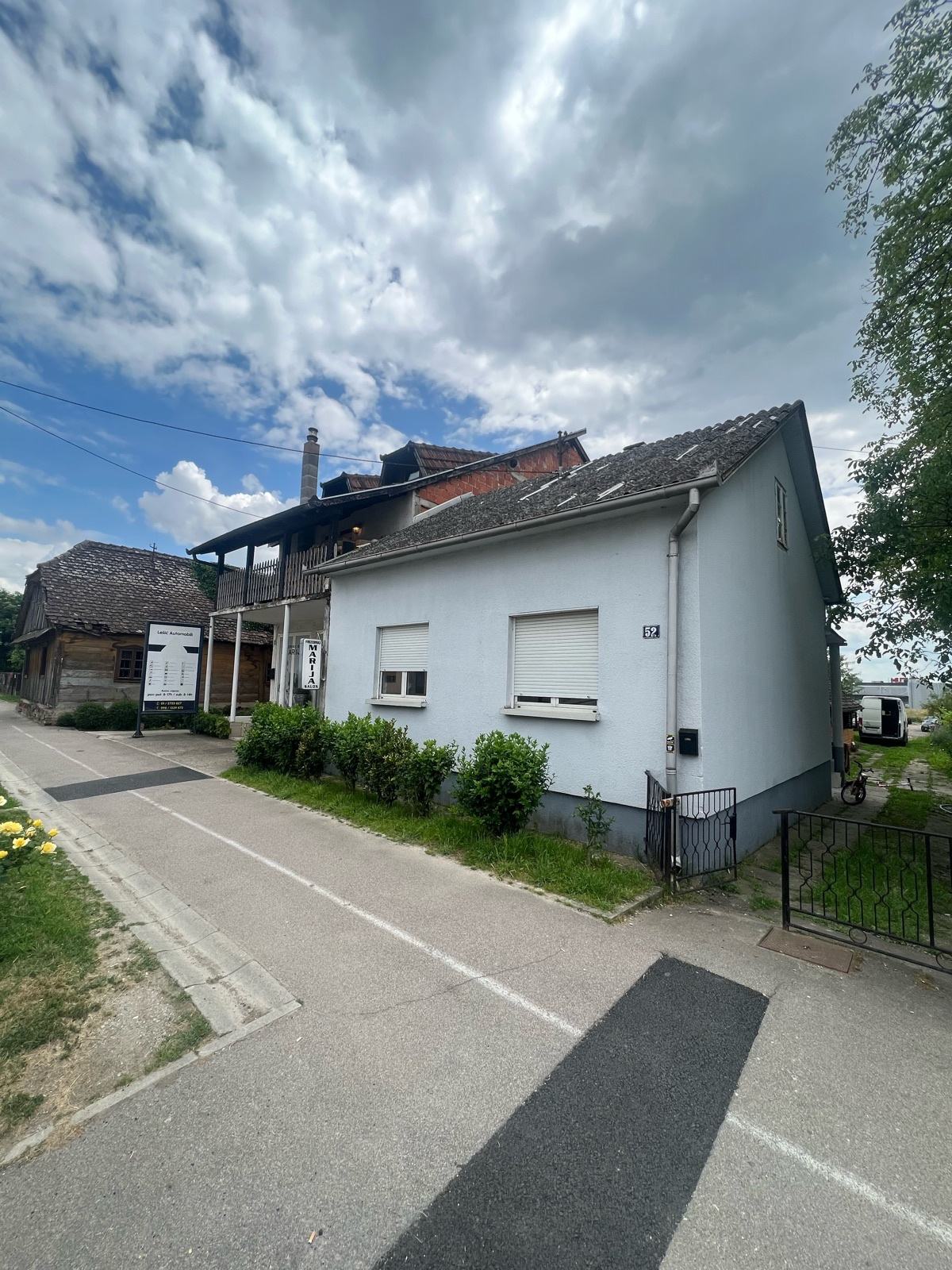 Kuća u centru Dugo Selo (prodaja)