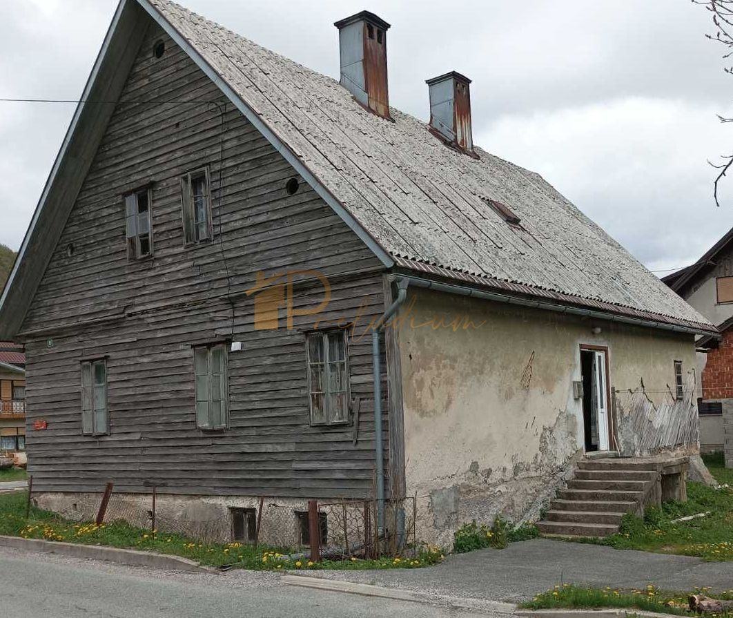 Kuća za Adaptaciju s Prostranim Dvorištem u Gerovu (prodaja)