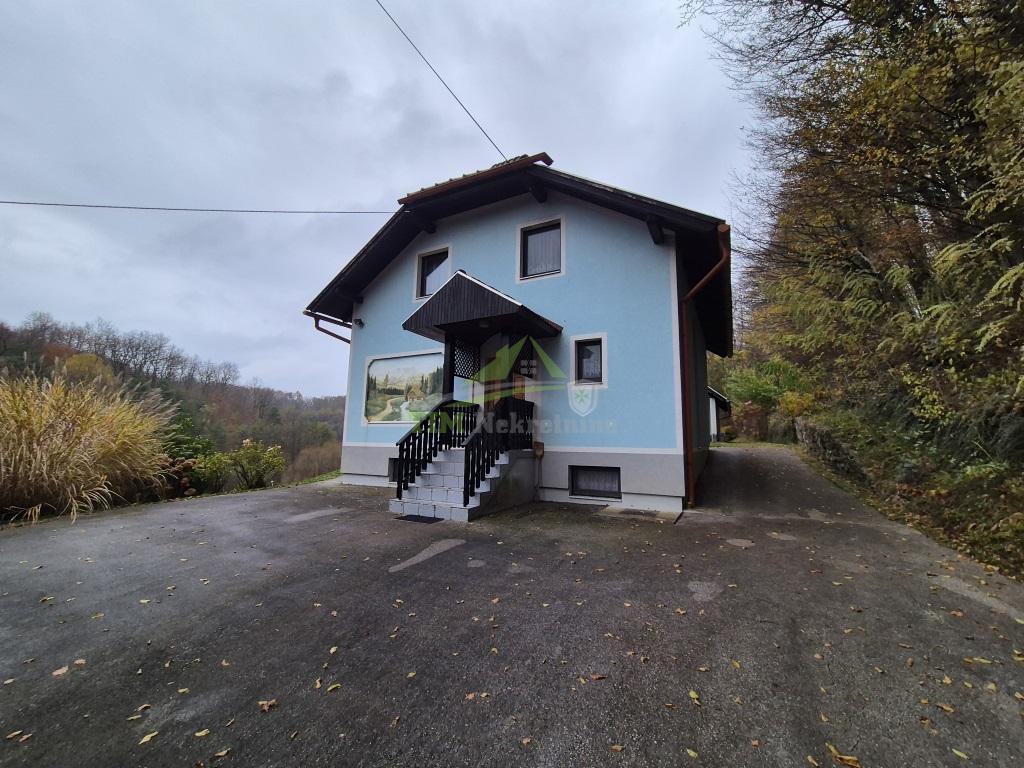 Kuća i hala sa dvosobnim stanom na mirnoj lokaciji! Jazbina Cvetlinska ...