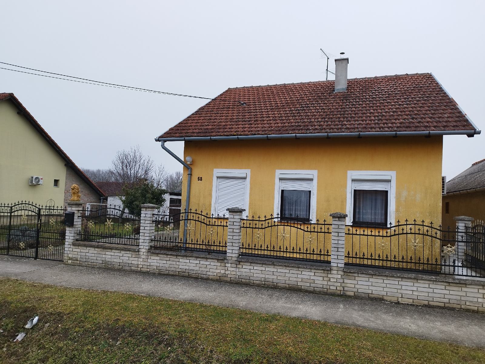 Kuća: Laslovo, 100.00 m2 (prodaja)
