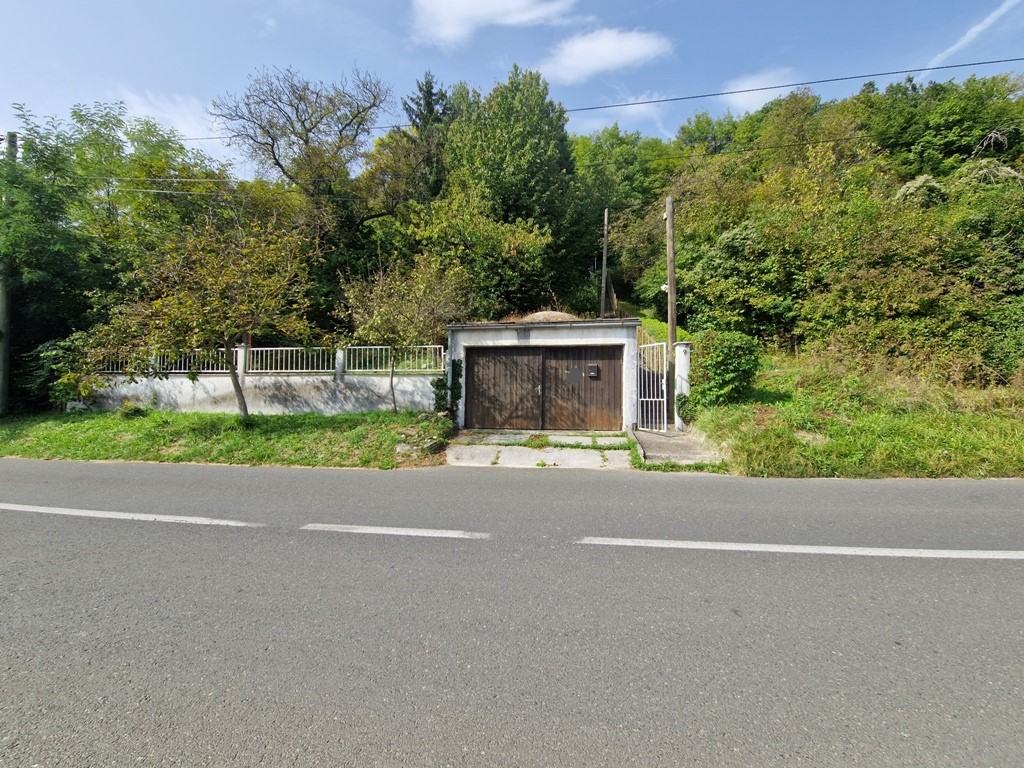 Kuća s garažom u zelenom okruženju, Markuševečki Popovec, 100.00 m2 ...