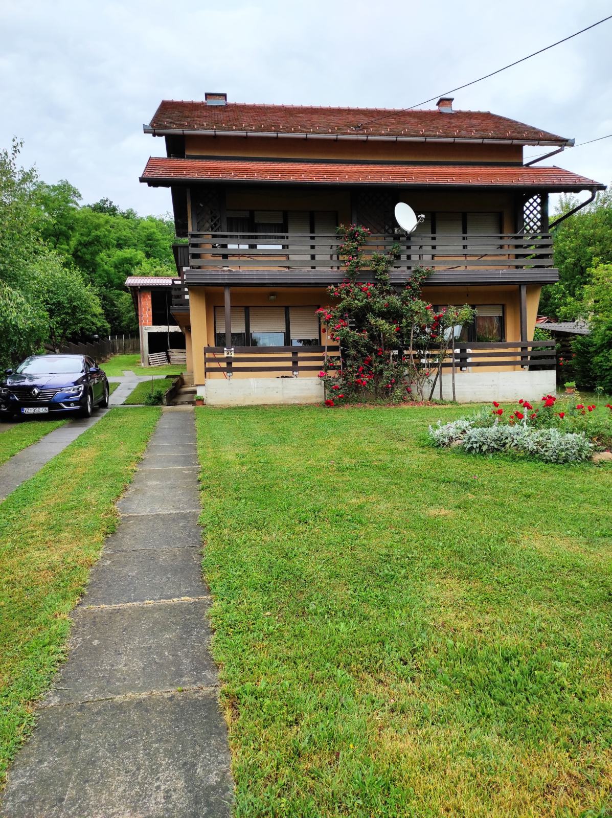 Kuća: Novska, Stari Grabovac 95, 250.00 m2 (prodaja)