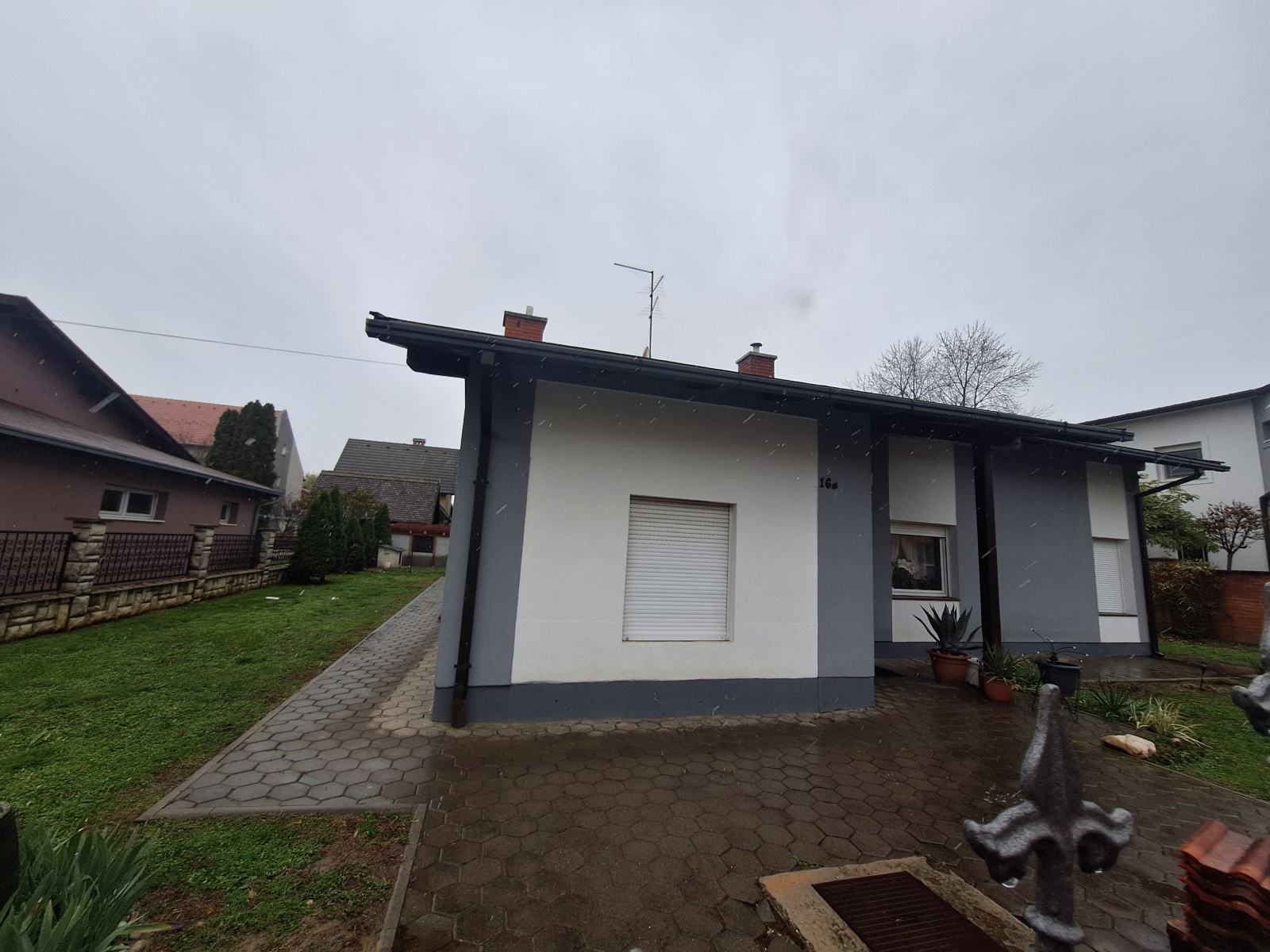 Kuća: Prekrasna kuća, Retfala, Osijek, 164.00 m2 (prodaja)