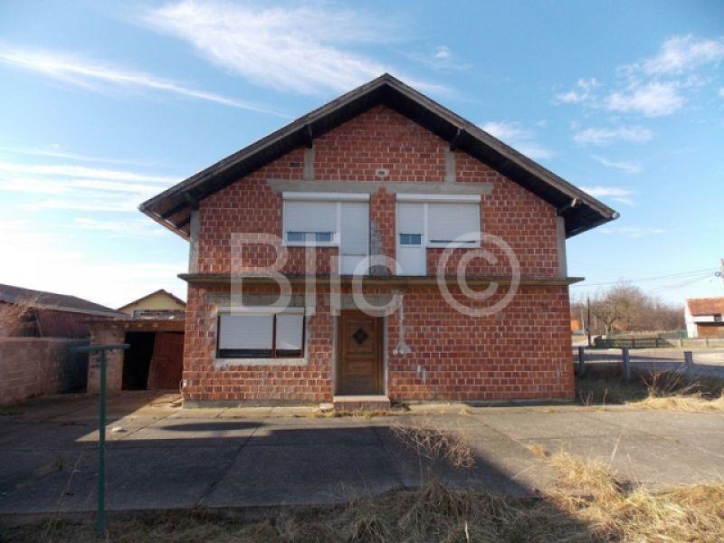 kuća prodaja Petkov Breg 220m2 (prodaja)