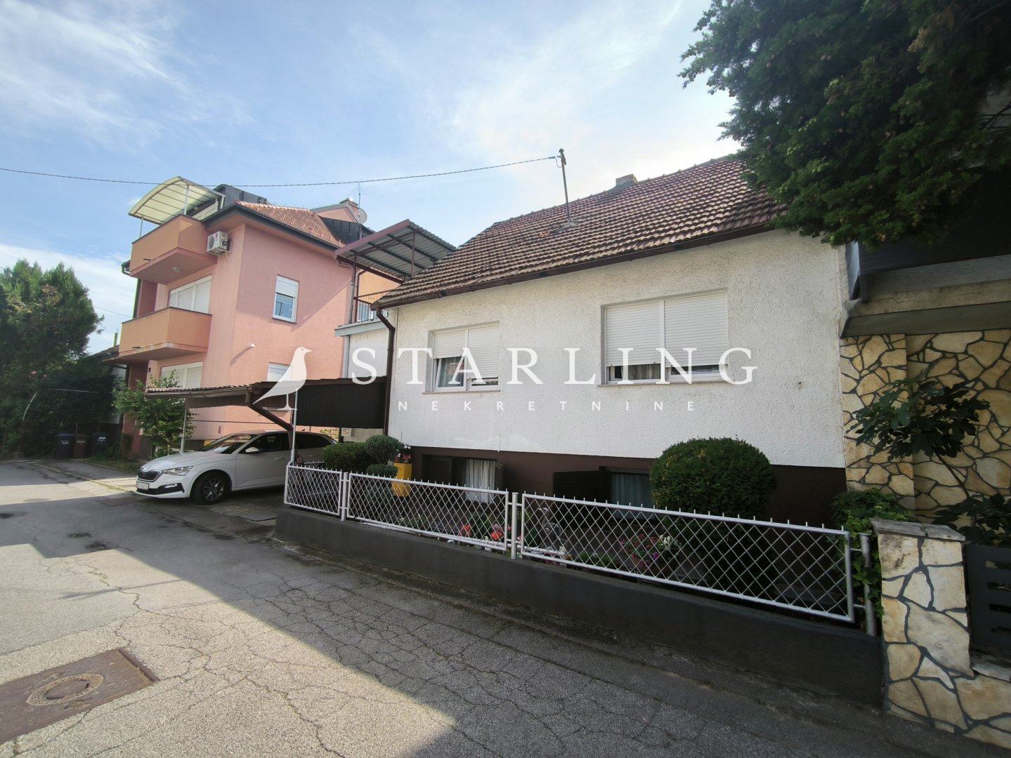 KUĆA, PRODAJA, ZAGREB, JARUN, STAGLIŠĆE, 180 m2 (prodaja)