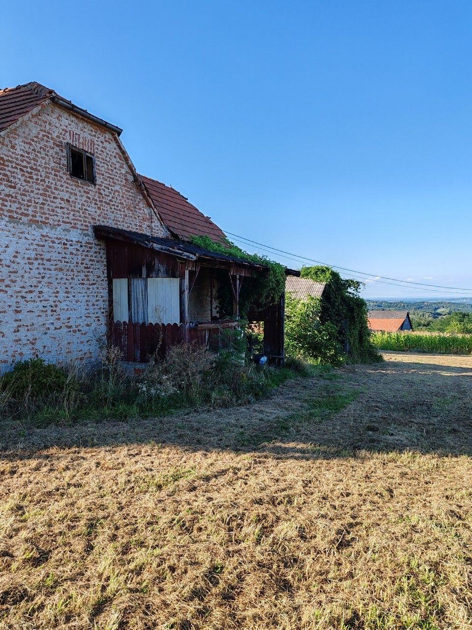 KUĆA ZA RUŠENJE - GRADILIŠTE S SUPER POGLEDOM