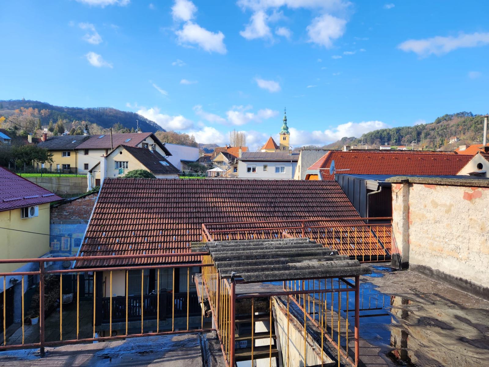 Kuća s okućnicom u samom središtu Samobora - odlična prilika! (prodaja)