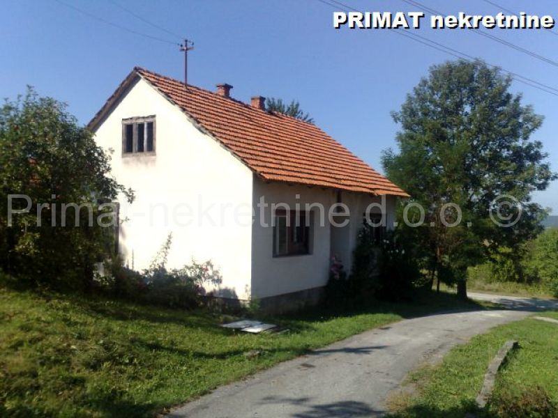 Kuća, voćnjak i gospodarski objekti, 3363 m2 okućnice - Lika (prodaja)