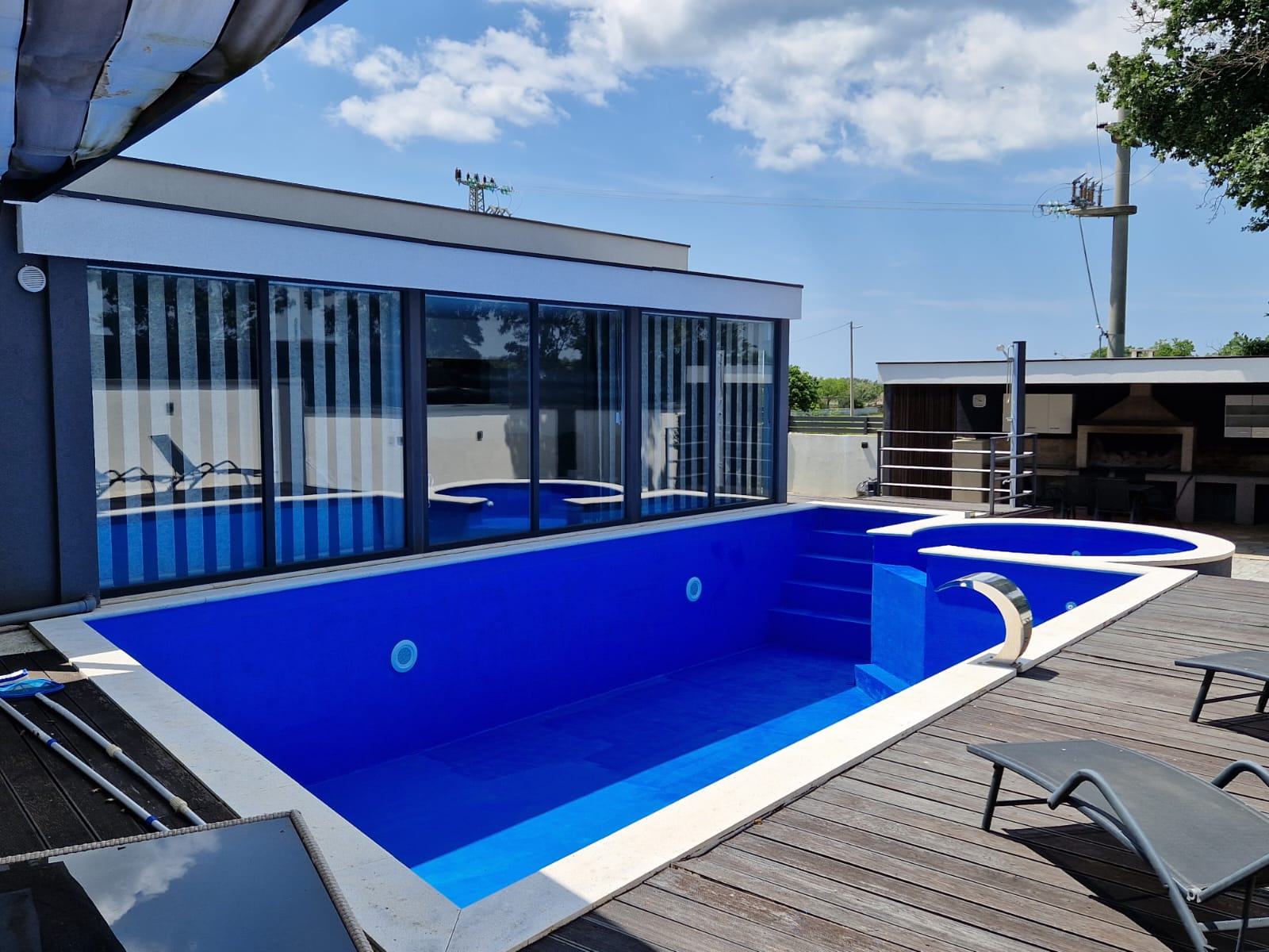 Vodnjan, moderna villa,192 m2, prizemnica, vrt, bazen (prodaja)