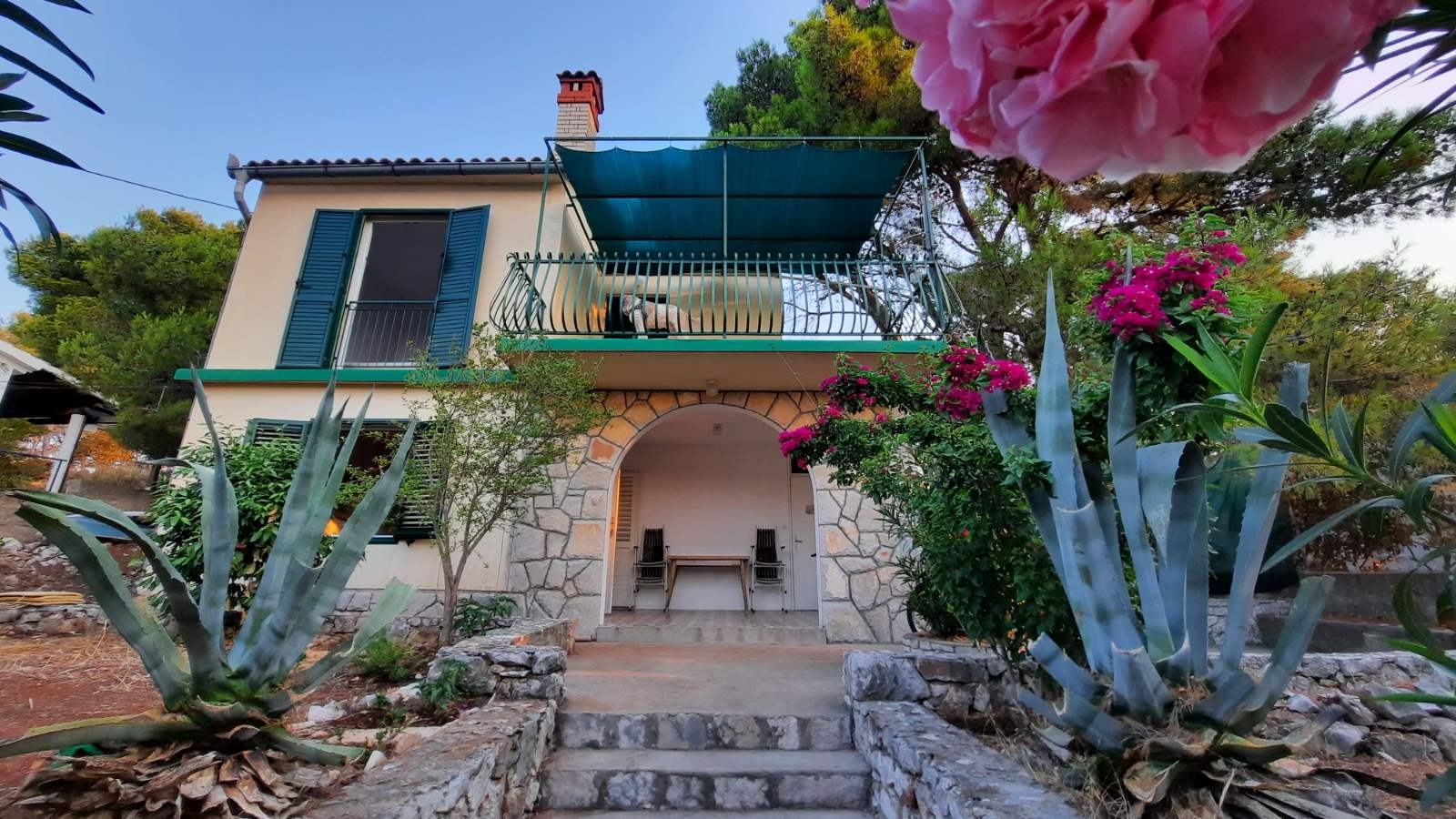 Kuća: Hvar, Uvala Basina (prodaja)