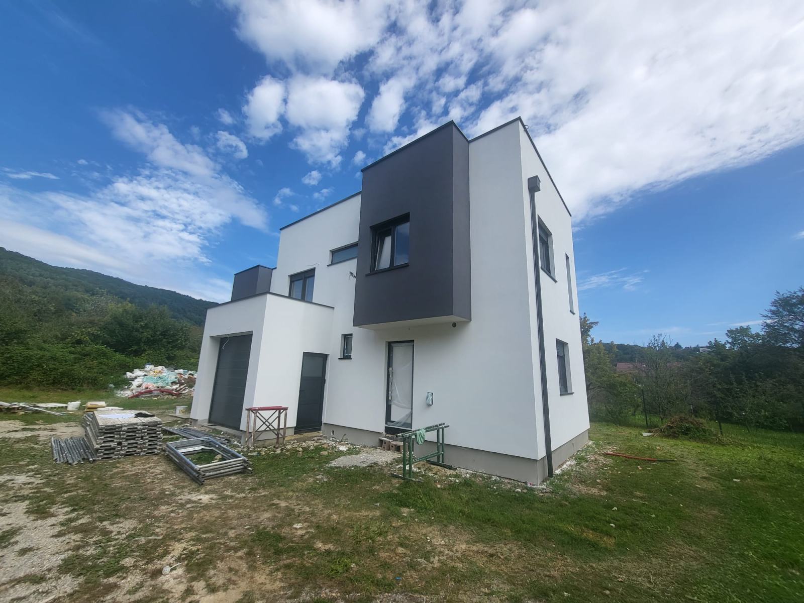 Kuća: Zagreb (Dubravica), 130.00 m2 (prodaja)