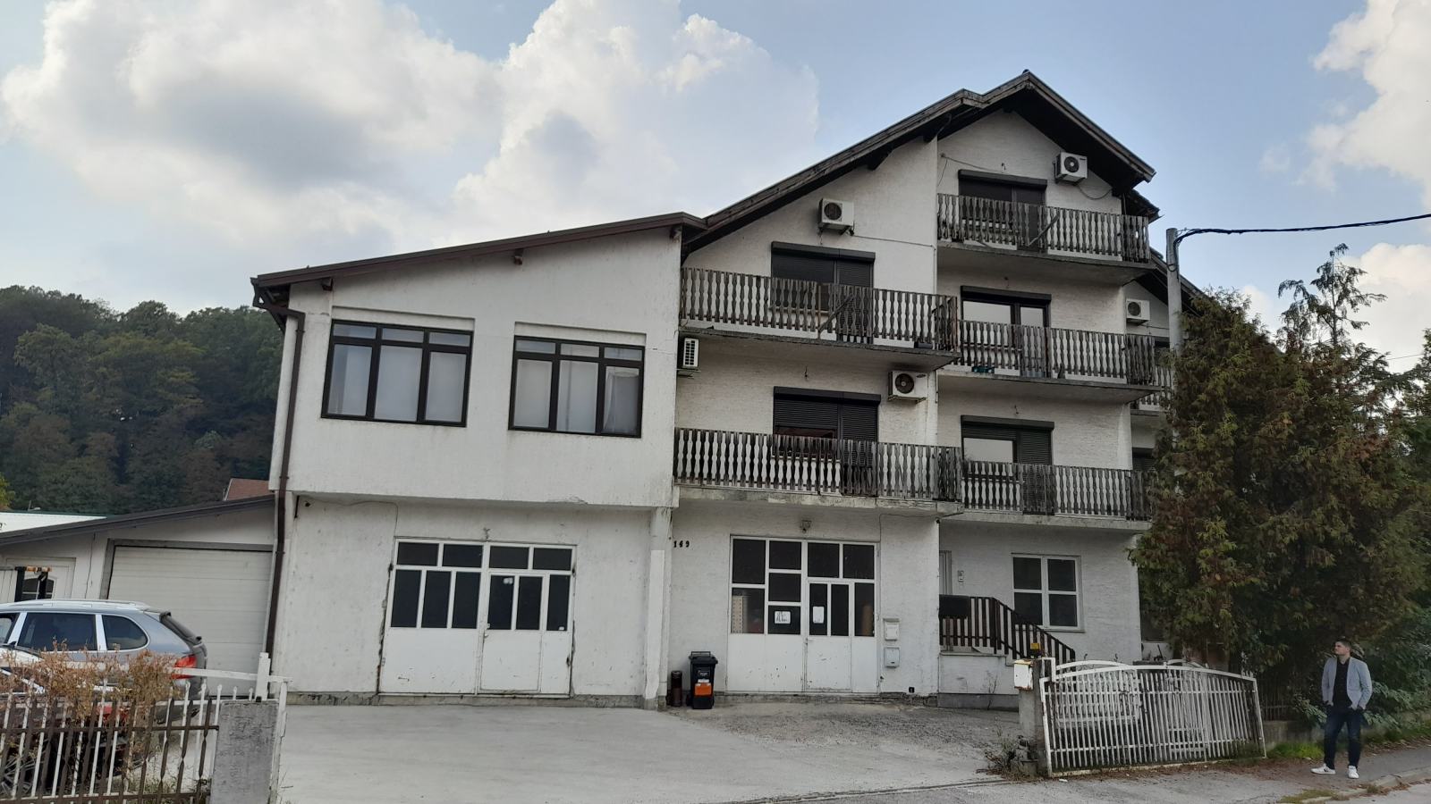 Kuća: Zagreb (Grad mladih), 357.00 m2 (prodaja)