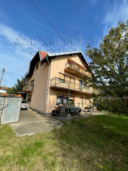 Kuća: Zagreb (Ivanja Reka), 400.00 m2 (prodaja)