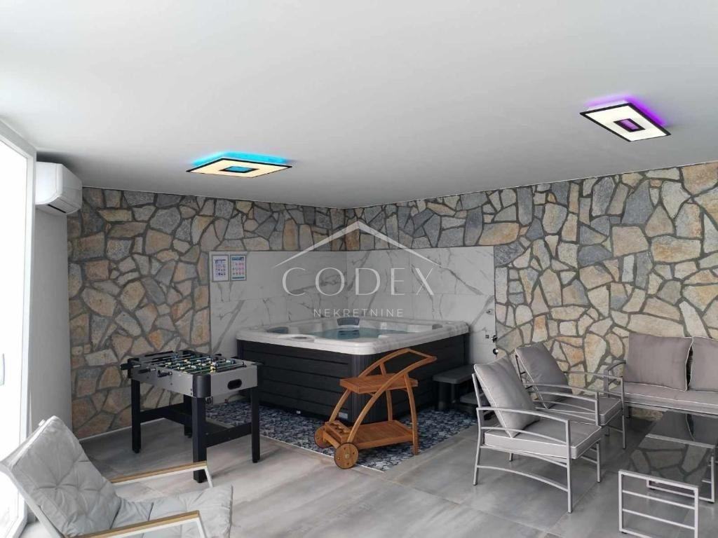 Kučeli - prodaja stana s bazenom i spa zonom (prodaja)
