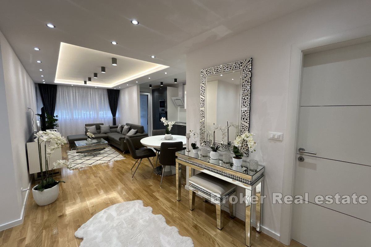 ***Moderan stan na odličnoj lokaciji*** (prodaja)