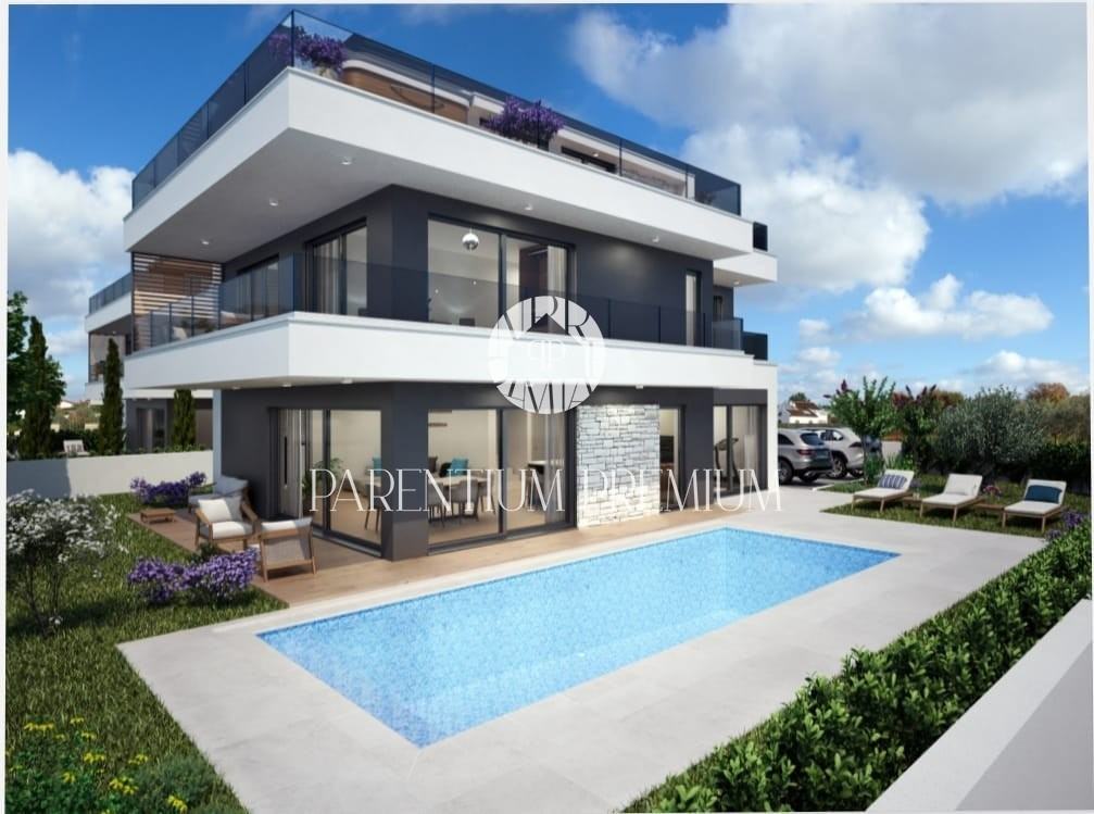 Moderna kuća na 3 km od centra i mora (prodaja)