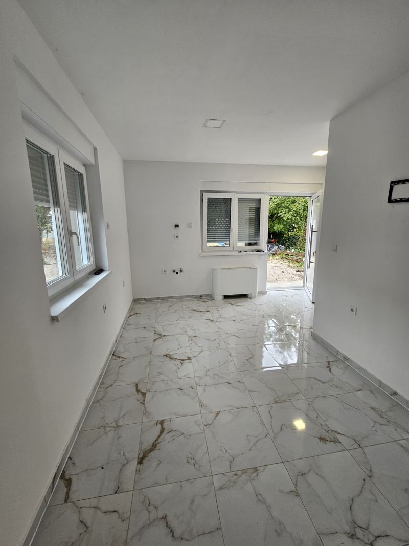 NAJAM STANA, garsonjera, Zagreb, Trnje (Paromlinska cesta) (iznajmljivanje)