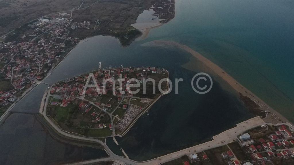 NIN-CENTAR - građevinsko zemljište 537 m2