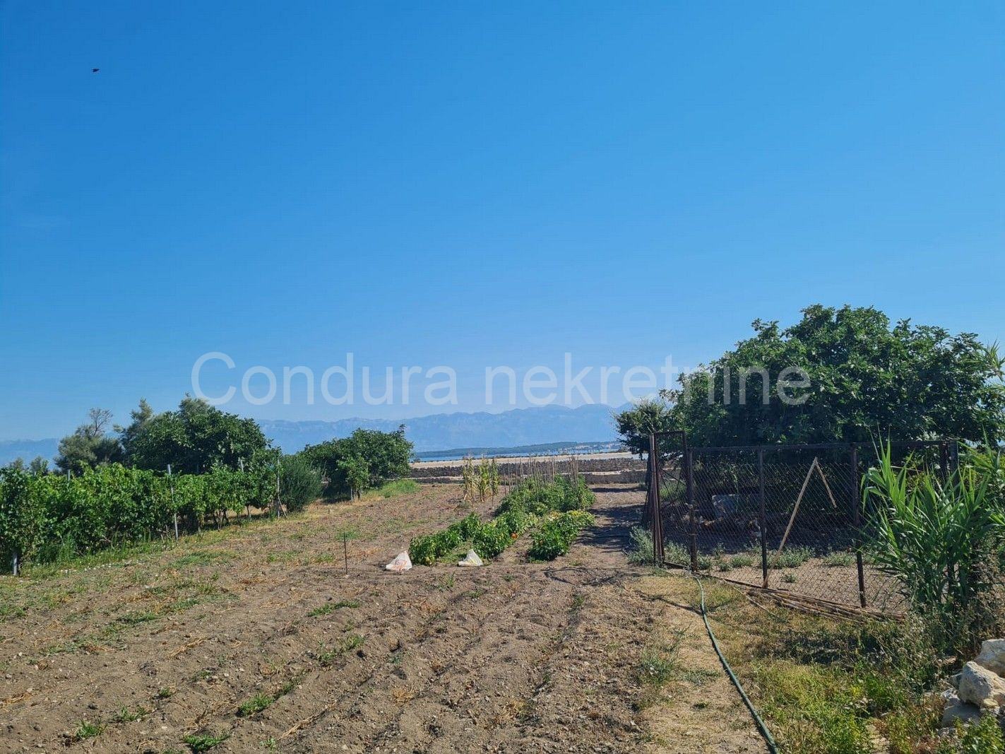 Nin centar - građevinsko zemljište 595 m2