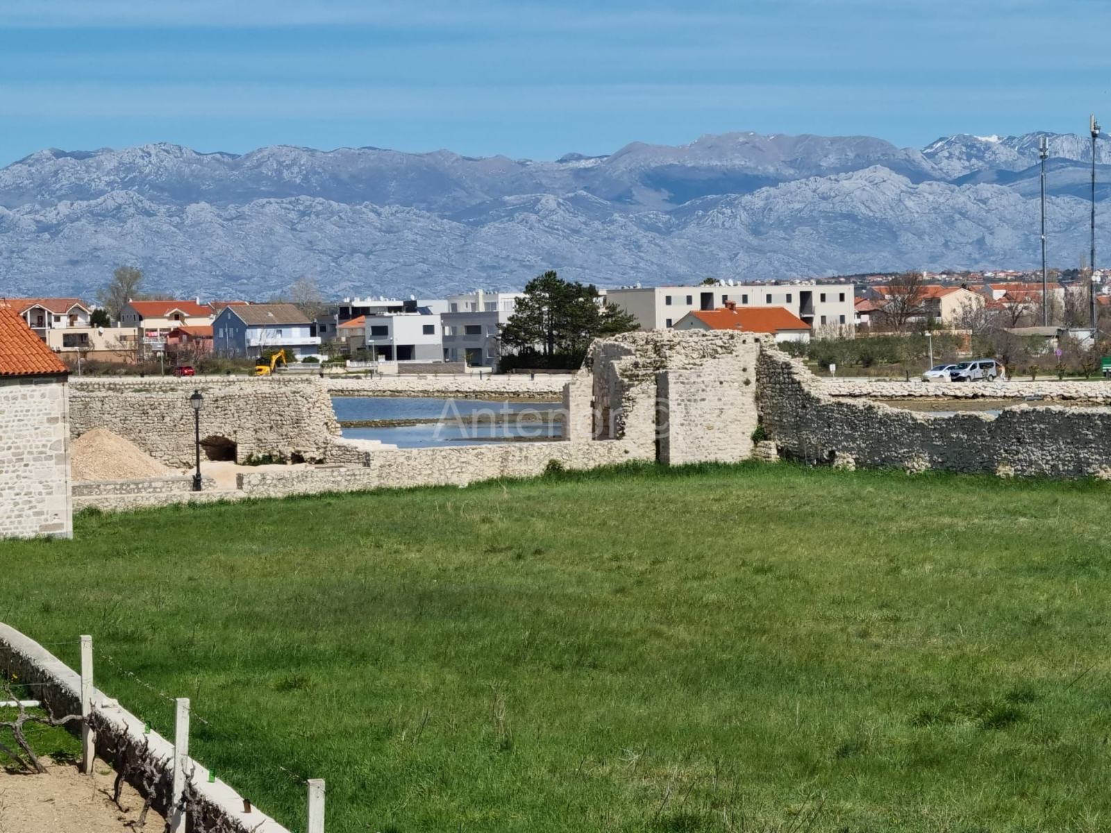 NIN-CENTAR - kuća roh-bau (prodaja)