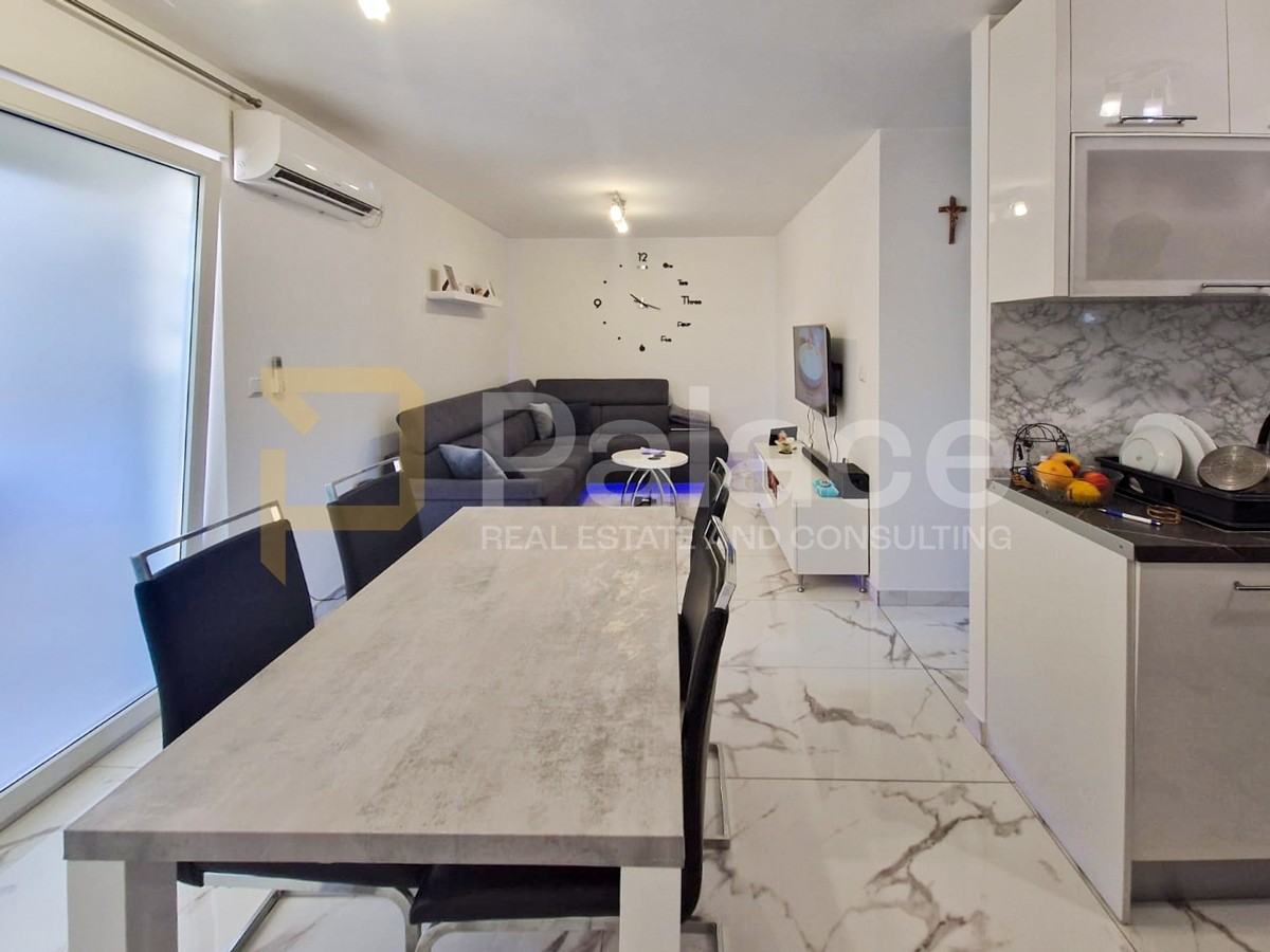 NIN, DVOSOBAN STAN, 50 M2 (prodaja)