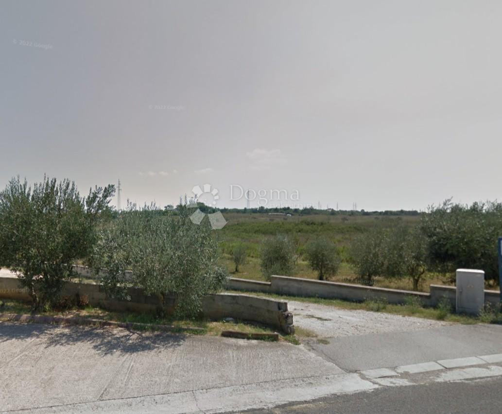 Nin gradnja 12 stanova, 250m od mora