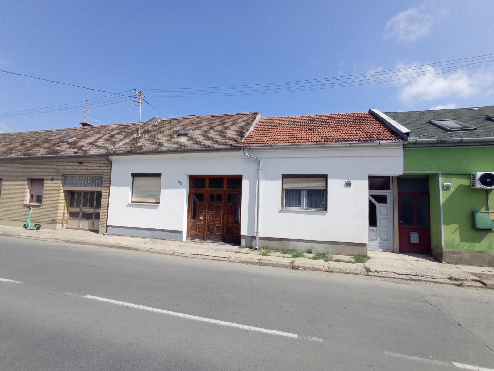 Osijek, Retfala, Sljemenska ulica, poptuno novouređena prizemnica (prodaja)