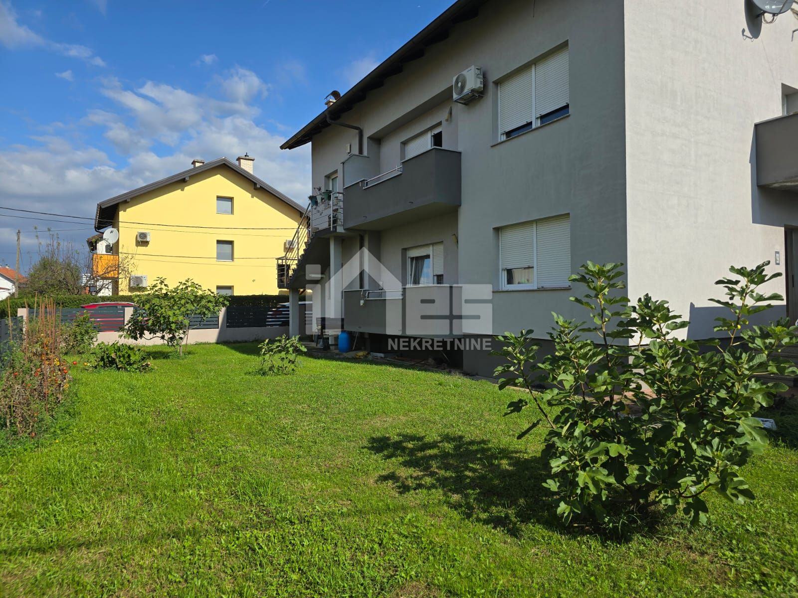 Obiteljska kuća s 4 stana u samom centru Zaprešića (prodaja)