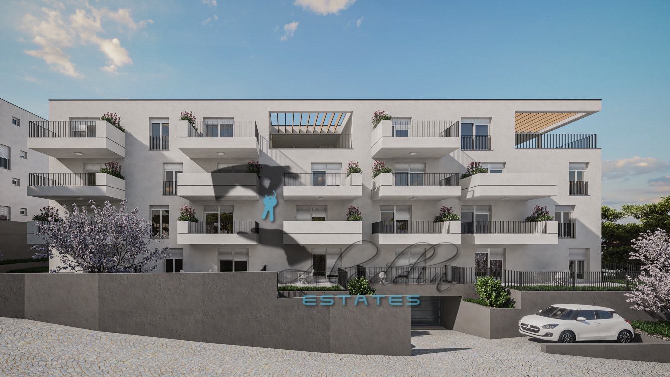 Okrug Gornji, fascinantan penthouse stan u novogradnji, 153 m2 (prodaja)