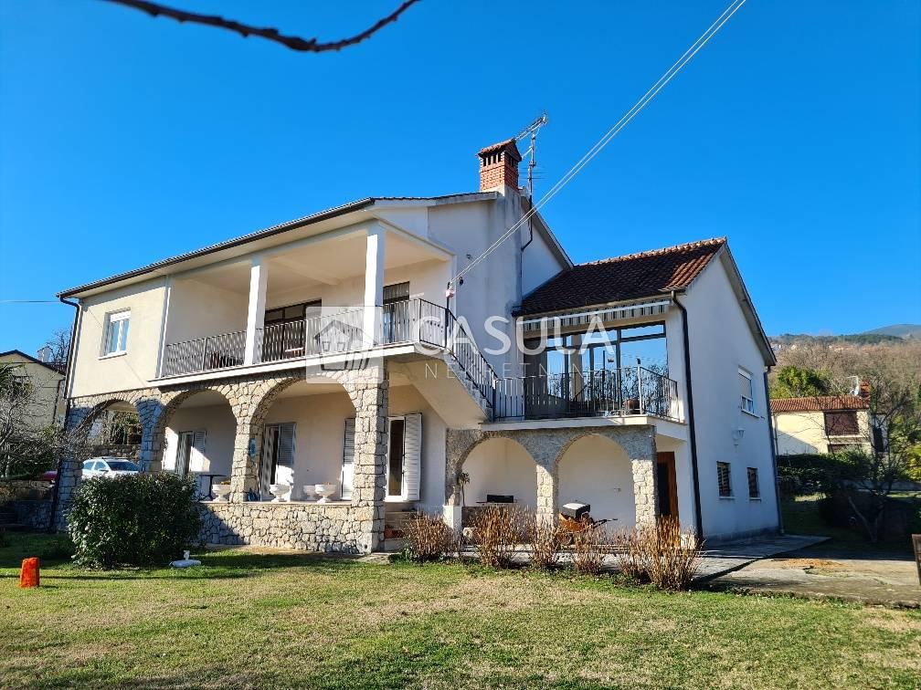 OPATIJA-IKA,kuća sa stanom i dva apartmana (prodaja)