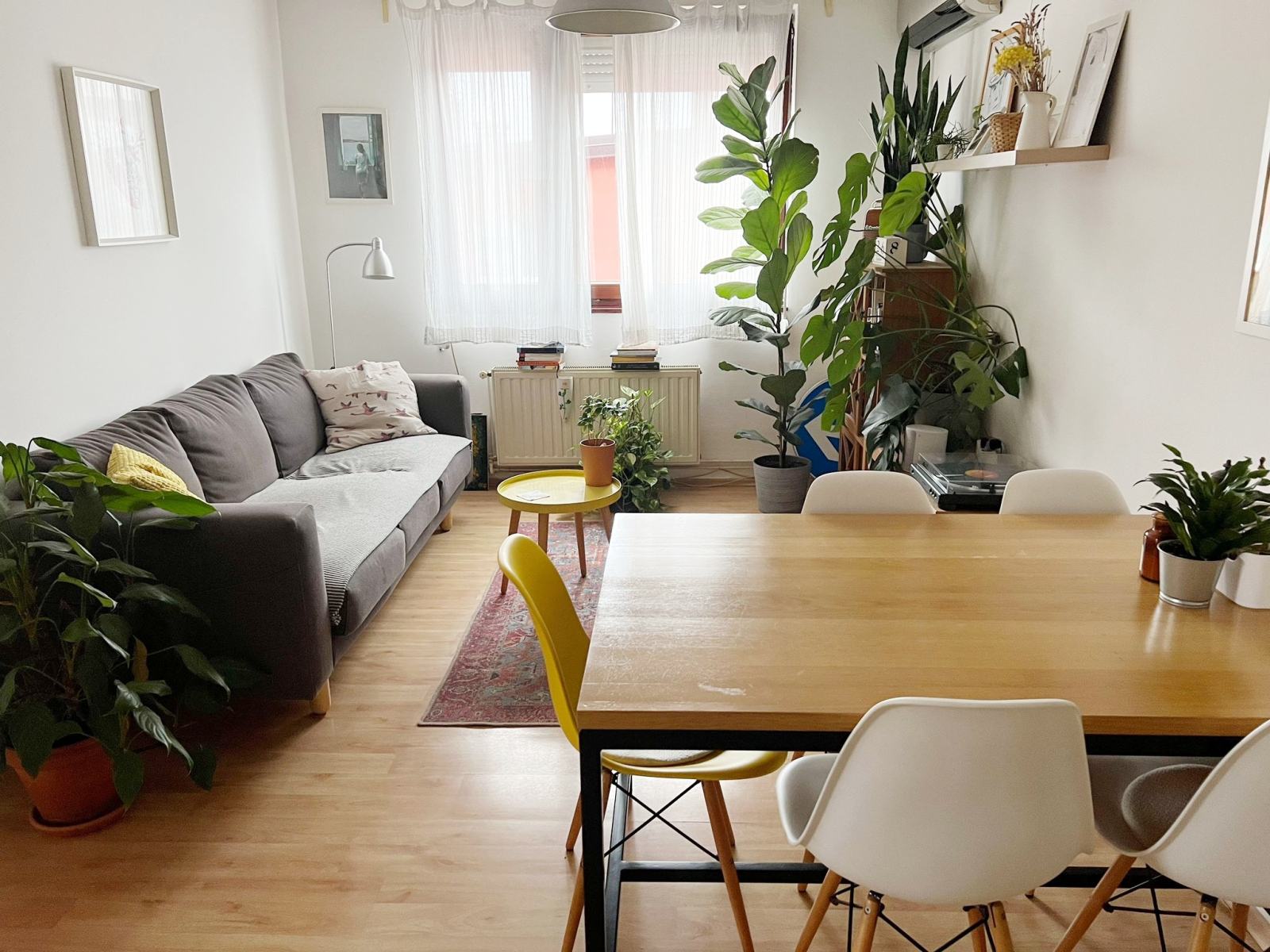 Oranice, Medarska- lijepo uređen & funkcionalan 3-sobni stan, 2. kat ...