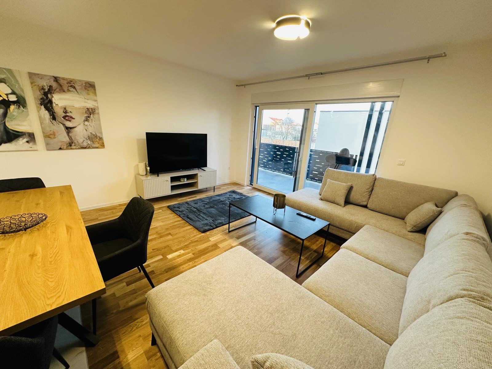 Osijek, Retfala, novi i kompletno uređen četverosoban stan PRVI NAJAM ...