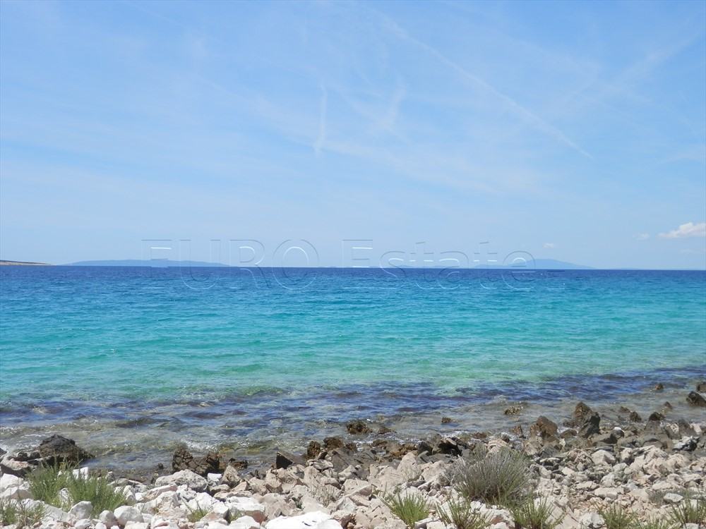 SNIŽENO !!! MANDRE: zemljište za kamp, 1970 m2, 1. red do mora