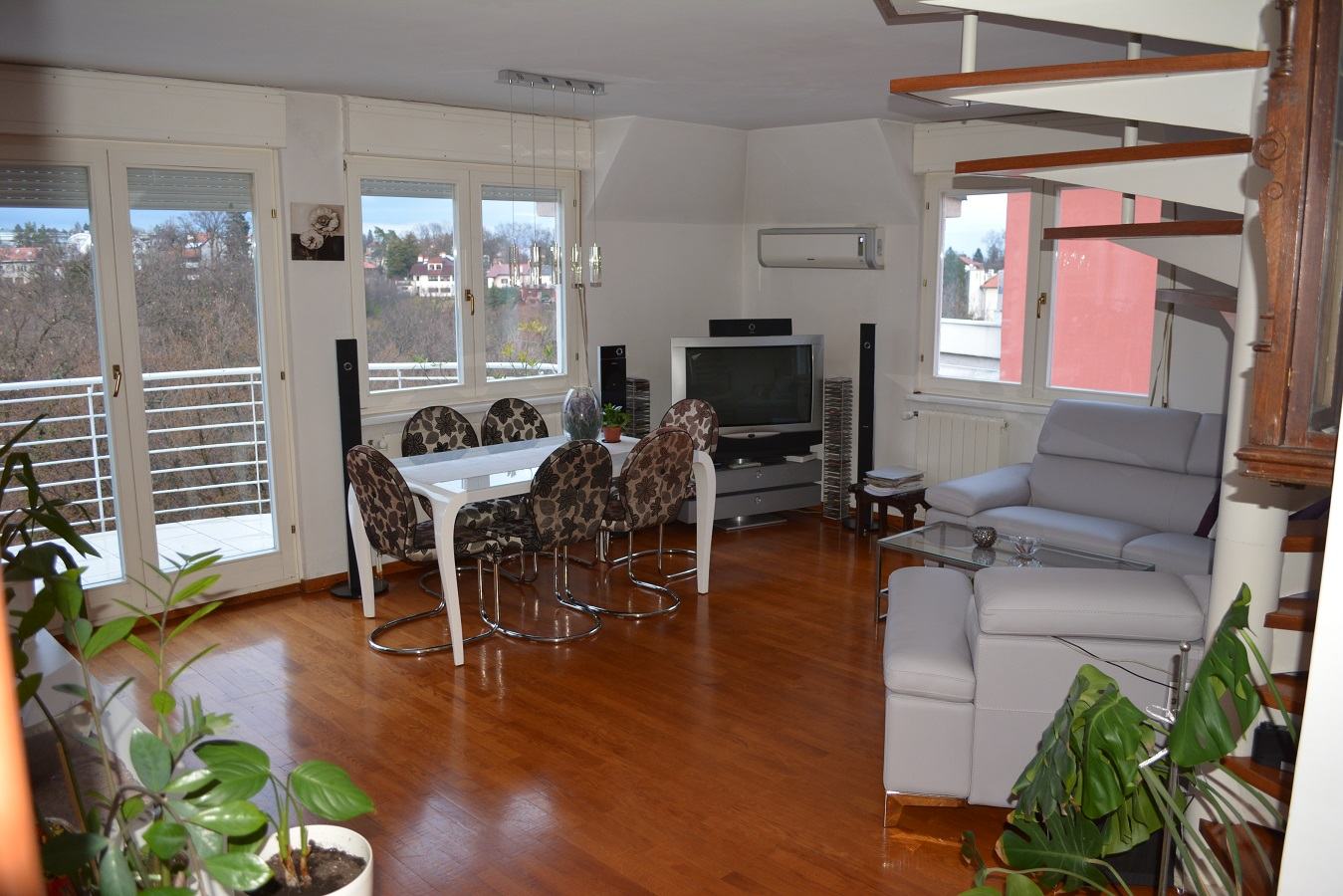 Pantovčak, Vale Vouka, 82m2 - atraktivan penthouse (prodaja)