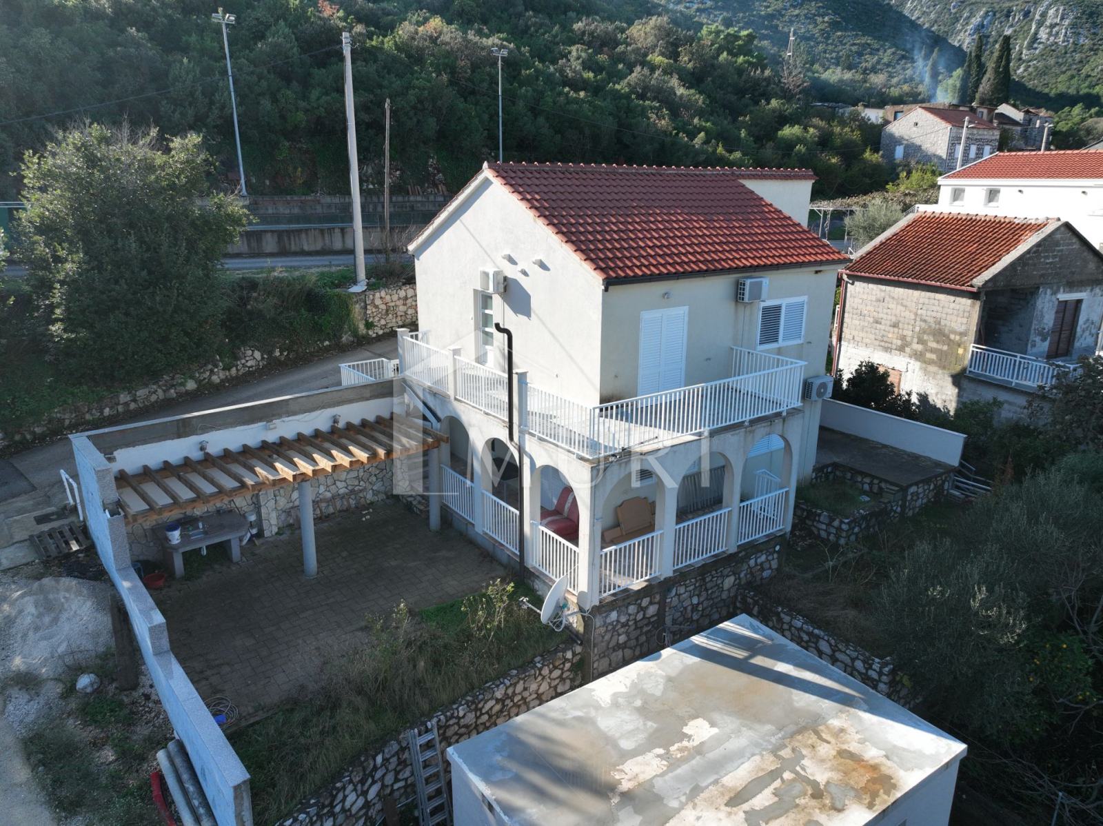 DUBA STONSKA, PELJEŠAC - Kuća s Pogledom na More (160m2) (prodaja)