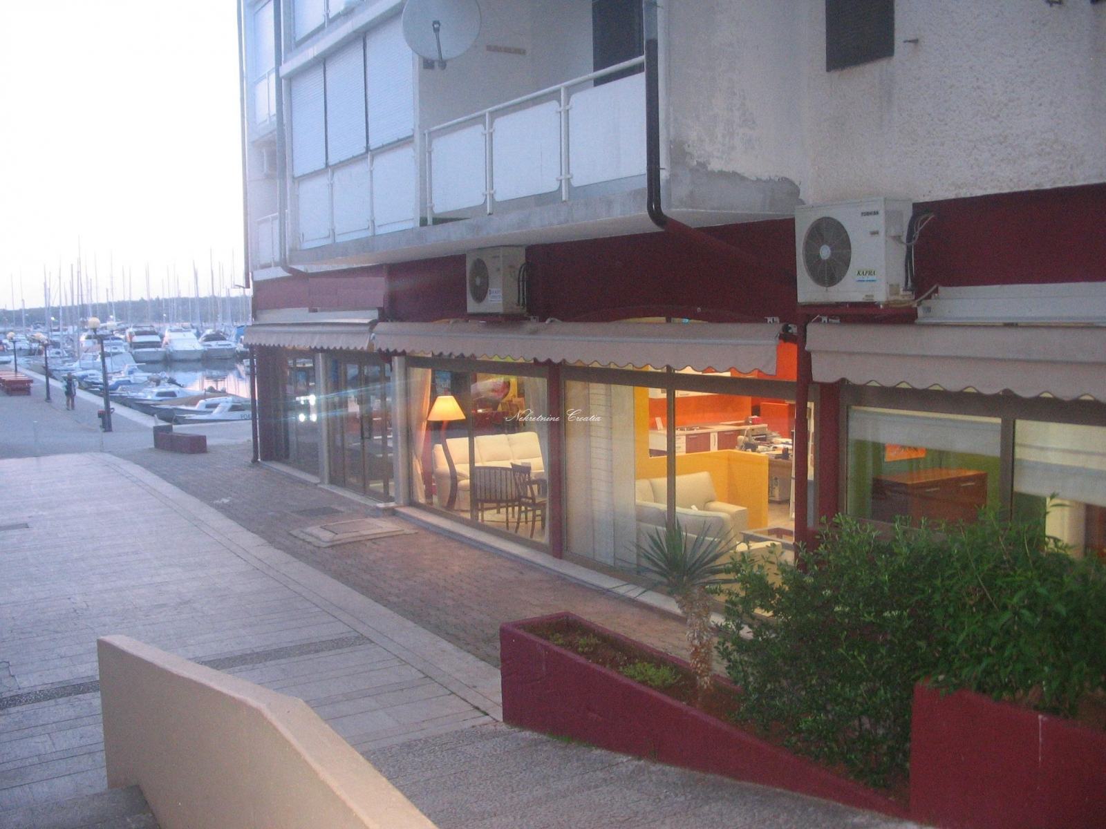 UPRAVO SNIŽENO: Poreč - Červar Porat! (prodaja)